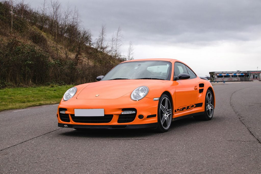 35 de poze frumoase cu mașini | ThePOC