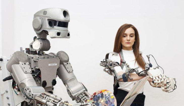 Cum Imită Roboții Dotați Cu Inteligență Artificială (AI) Simțurile ...